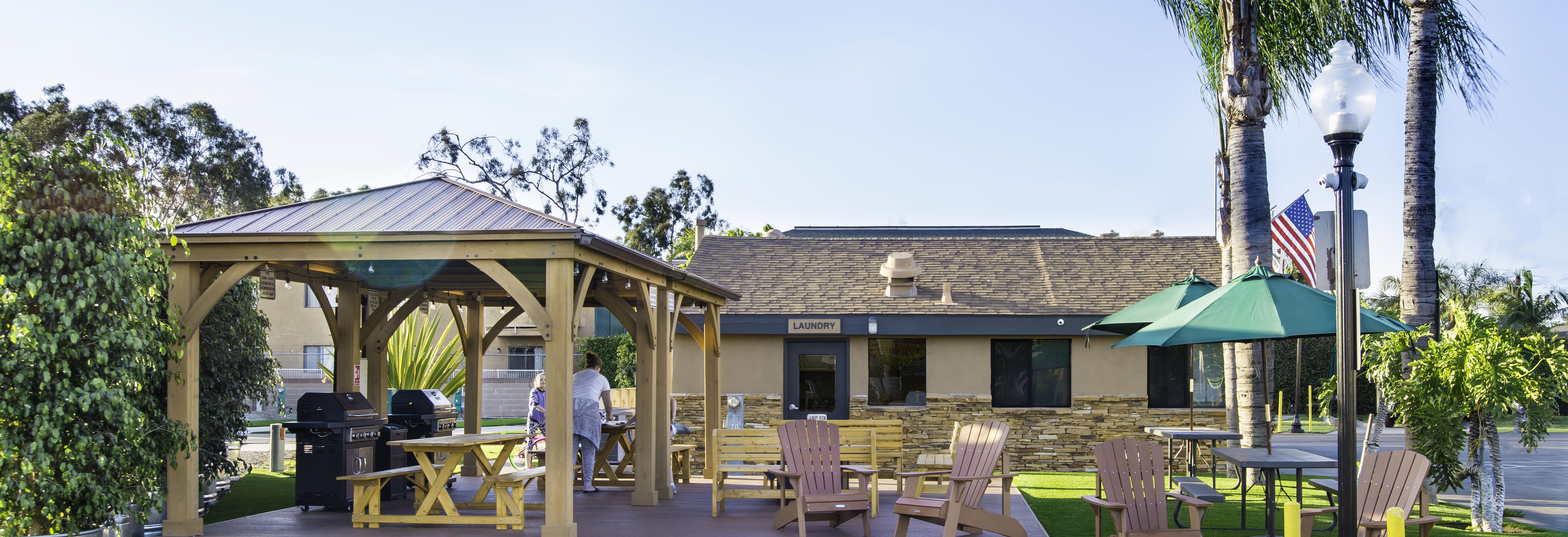 Anaheim Harbor RV Park | Photo Gallery